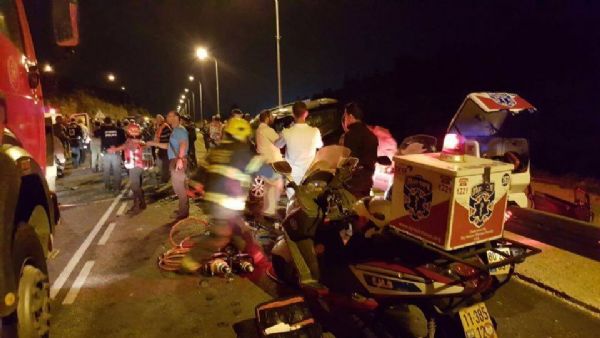 اصابة فلسطيني بجروح خطيرة واربعة مستوطنين في حادث سير قرب رام الله أصداء